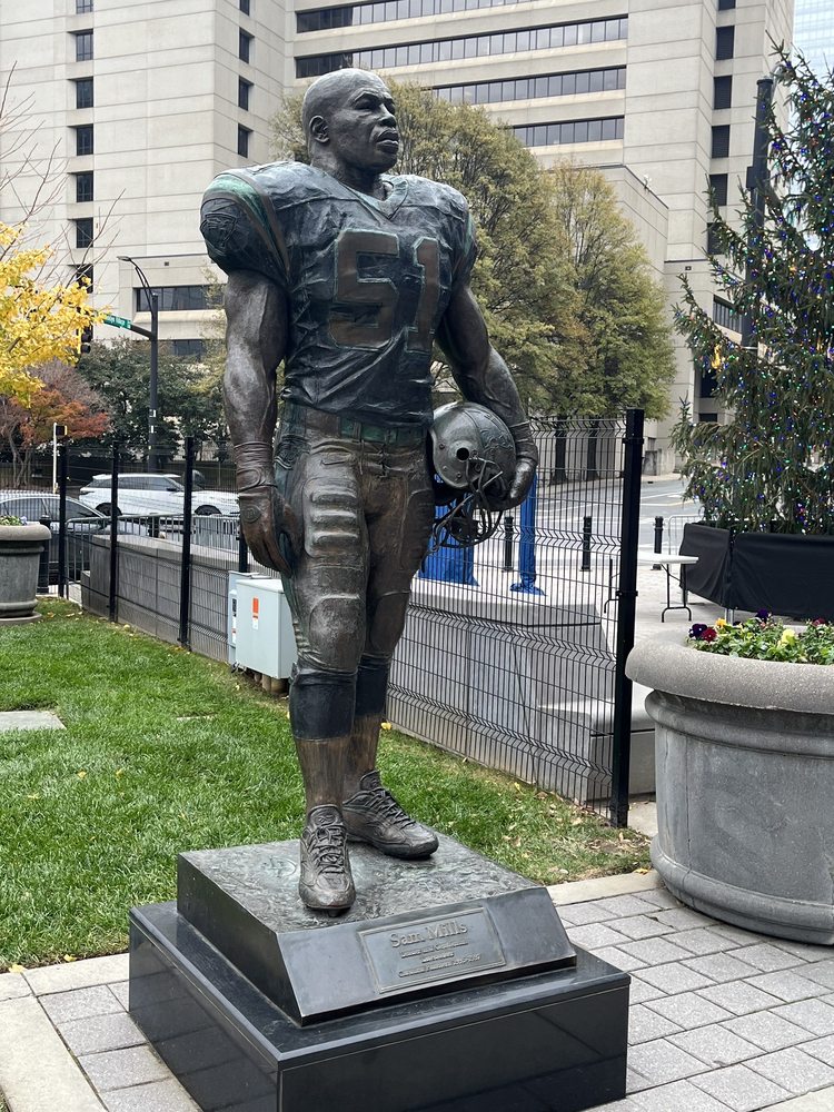 STATUE OF SAM MILLS - Updated June 2024 - S Mint St, Charlotte, North ...