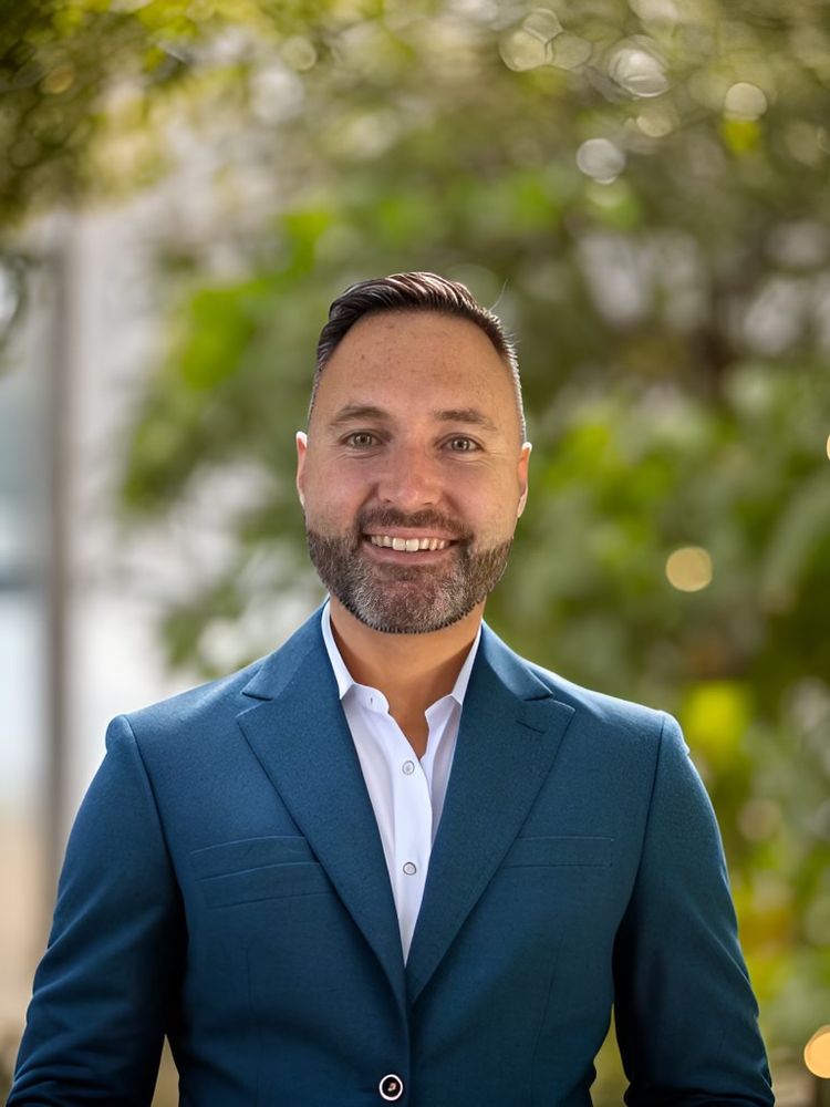 STEVEN FERRELL - Updated August 2024 - Contact Agent - 1646 W Snow Ave ...