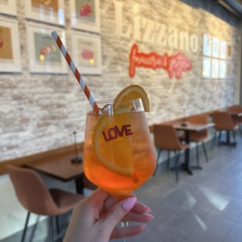 LIZZANO - Updated July 2025 - 88 Photos & 30 Reviews - 636 N Wells St ...