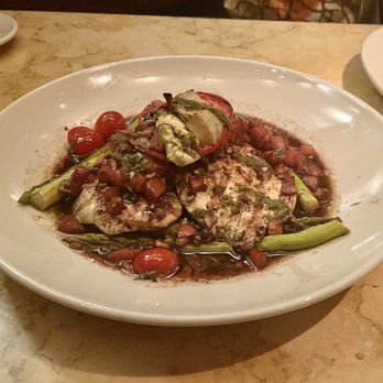 THE CHEESECAKE FACTORY - Updated June 2024 - 786 Photos & 545 Reviews ...