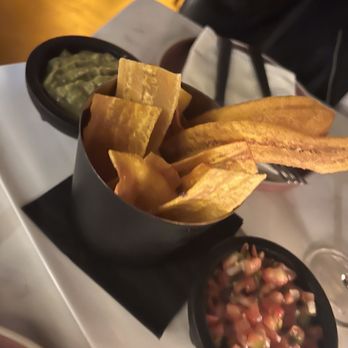 HUE BOSTON - Updated January 2026 - 202 Photos & 87 Reviews - 90 Exeter ...