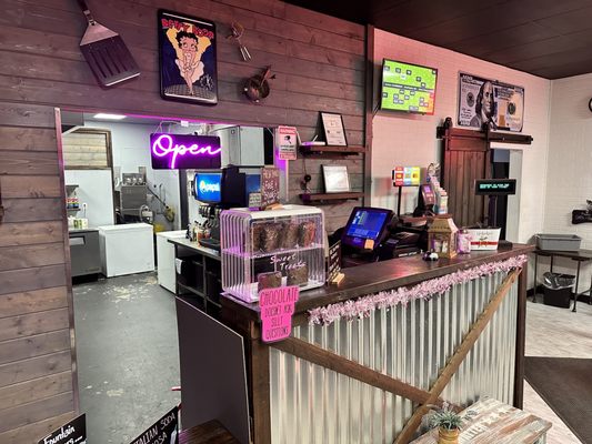 DIAMOND DELI - Updated December 2025 - 27 Photos & 26 Reviews - 795 N ...