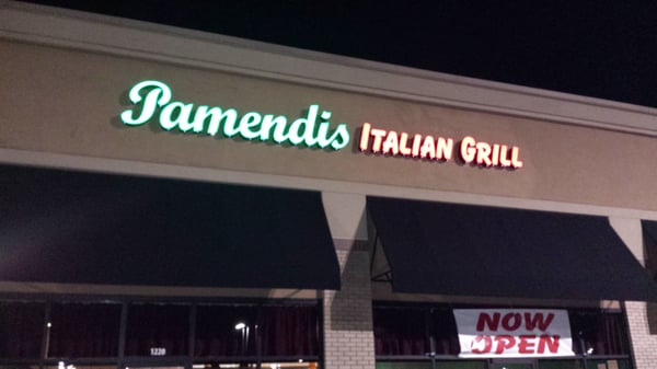 PAMENDIS ITALIAN GRILL - Updated September 2025 - 85 Photos & 216 ...