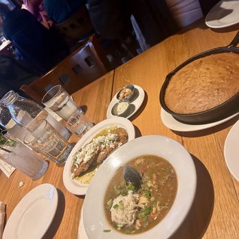 MAPLE TREE INN - Updated May 2025 - 850 Photos & 743 Reviews - 18849 S ...