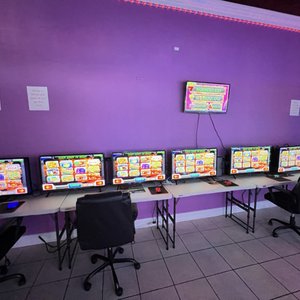 COUNTRY BINGO - Updated March 2025 - 4450 Dixie Hwy NE, Palm Bay ...