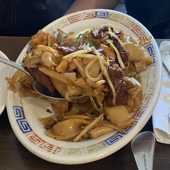 LOCK CHUN - Updated July 2024 - 353 Photos & 408 Reviews - 4495 Stevens ...