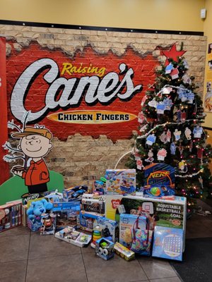 RAISING CANE’S CHICKEN FINGERS - Updated October 2025 - 425 Photos ...