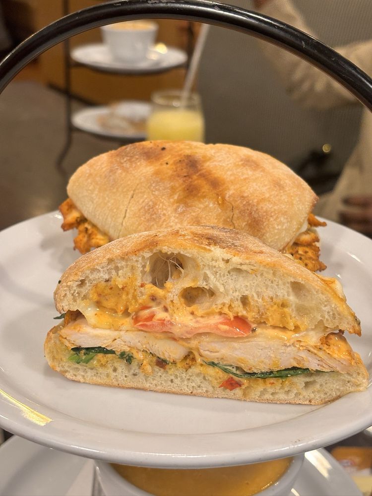 THE WHISTLING KETTLE TROY - Updated October 2025 - 289 Photos & 291 ...