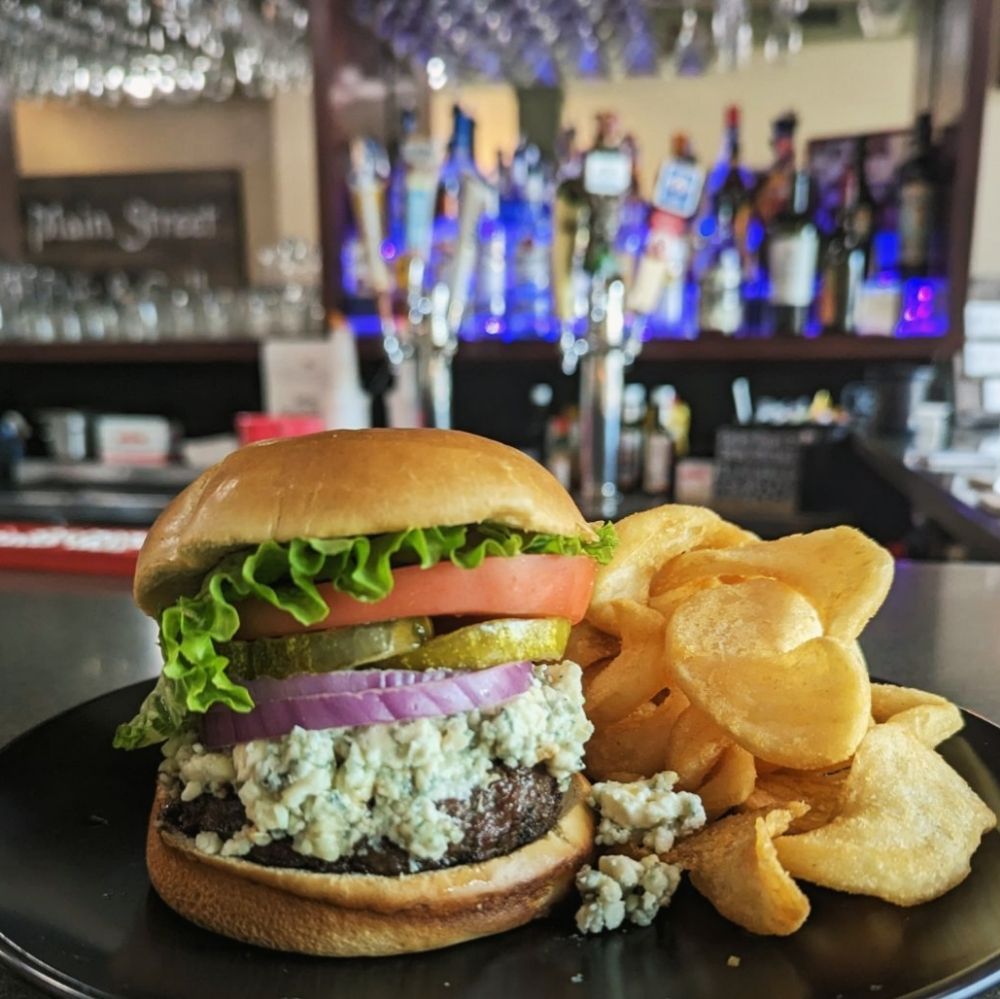 MAIN STREET BAR & GRILL - 54 Photos & 19 Reviews - 221 Main St, South ...