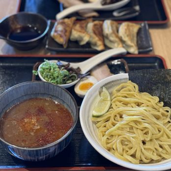 GOLDEN PORK TONKOTSU RAMEN BAR - Updated July 2024 - 3095 Photos & 887 ...