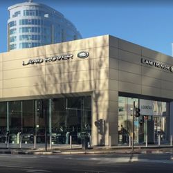 LOOKERS LAND ROVER BATTERSEA - 50 Lombard Road, London, United Kingdom ...