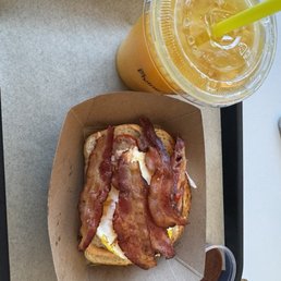 THE FLYING YOLK - VALENCIA - Updated November 2025 - 304 Photos & 265 ...