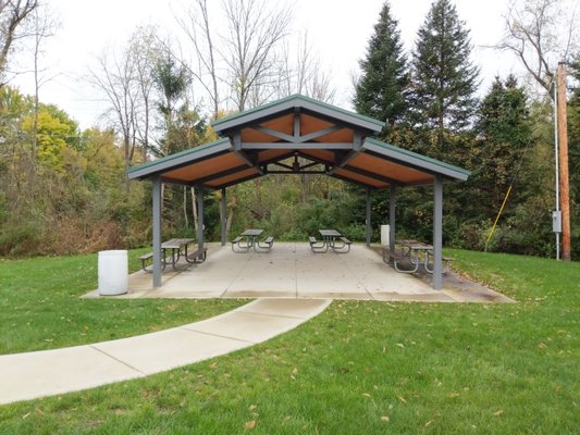 TROLLEY LINE PARK - Updated August 2025 - 17 Photos - 631 Silvercrest ...