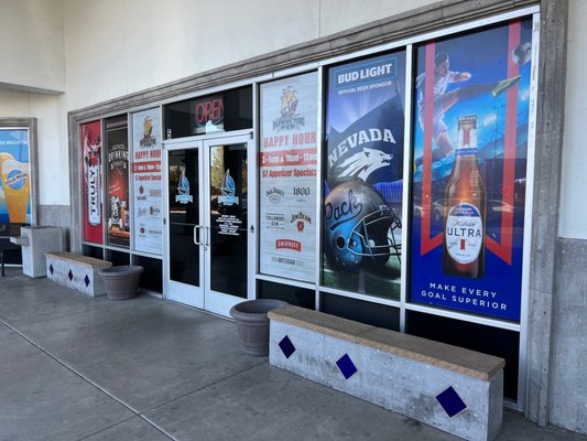 FLOWING TIDE PUB 2 - Updated January 2026 - 424 Photos & 323 Reviews ...