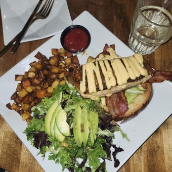 ESTELLA - Updated August 2025 - 270 Photos & 231 Reviews - 49 Temple Pl ...