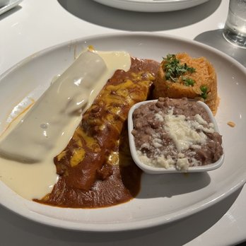 DOCE MESAS - Updated June 2024 - 140 Photos & 63 Reviews - 9810 N ...