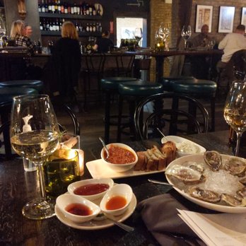 UVAE KITCHEN & WINE BAR - 230 Photos & 142 Reviews - 5553 N Clark St ...