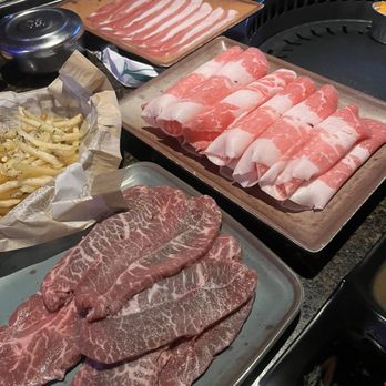 HALLYU KOREAN BBQ & BAR - Updated January 2025 - 402 Photos & 162 ...