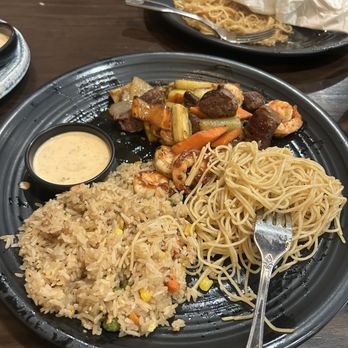 SUMO JAPANESE RESTAURANT - Updated October 2025 - 255 Photos & 208 ...