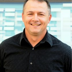 KFYI 550AM - 22 Photos & 32 Reviews - 4686 E Van Buren St, Phoenix ...