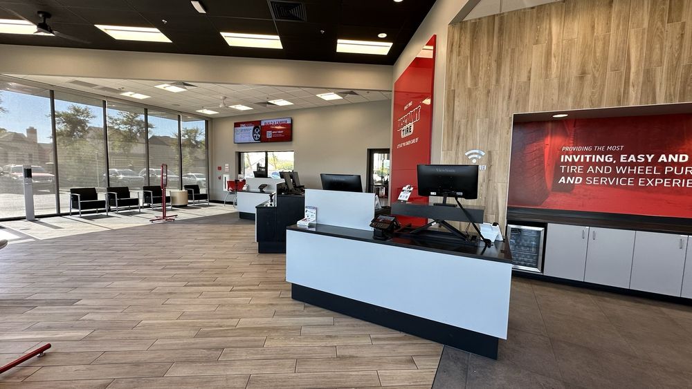 DISCOUNT TIRE - Updated December 2025 - 12 Photos - 4750 N 99th Ave ...