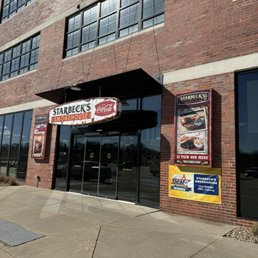 STARBECKS SMOKEHOUSE - Updated July 2025 - 105 Photos & 147 Reviews ...