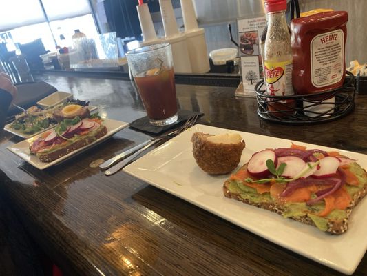 RED DOG BAR & BISTRO - Updated September 2024 - 10 Photos & 13 Reviews ...