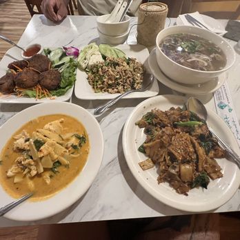 SIAM SQUARE - Updated February 2025 - 913 Photos & 949 Reviews - 408 ...