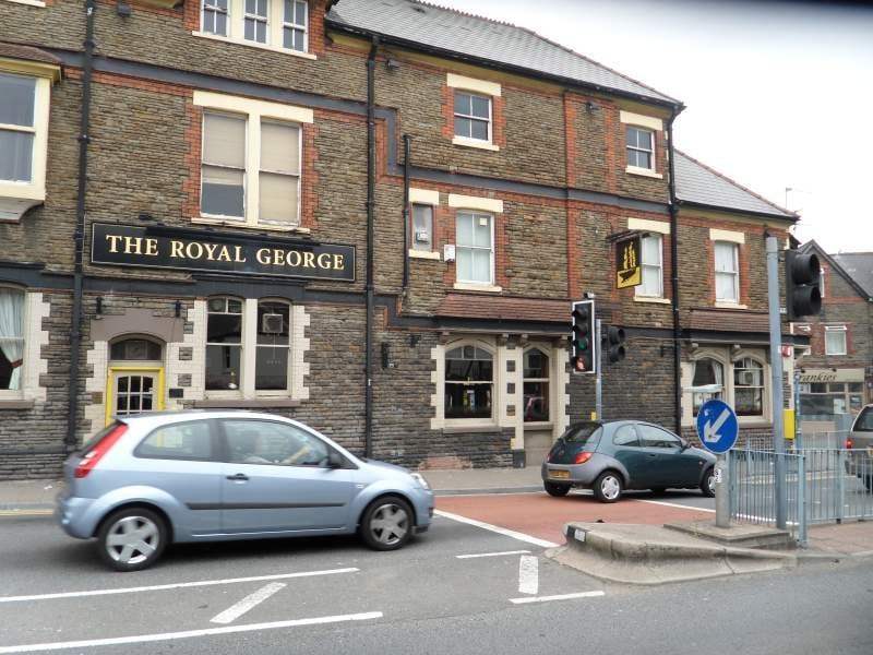 THE ROYAL GEORGE - Updated January 2026 - 16 Reviews - 1-5 Mackintosh ...