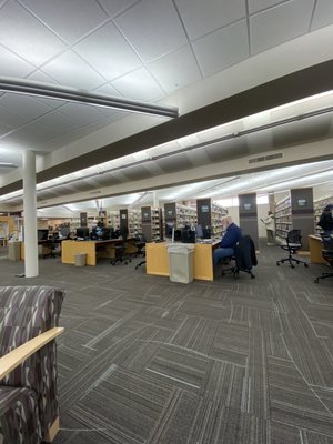 EDMOND LIBRARY - Updated October 2025 - 23 Photos & 20 Reviews - 10 S ...