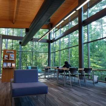 LEESVILLE COMMUNITY LIBRARY - Updated December 2025 - 21 Photos & 19 ...