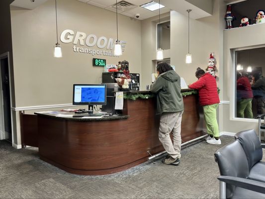 GROOME TRANSPORTATION - Updated October 2025 - 40 Photos & 166 Reviews ...