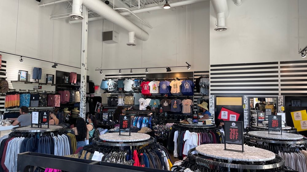VOLCOM OUTLET - Updated December 2025 - 12 Reviews - 1350 Scheels Dr ...