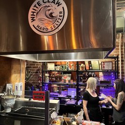 BOBBY Q - Updated July 2025 - 3981 Photos & 5189 Reviews - 8501 N 27th ...