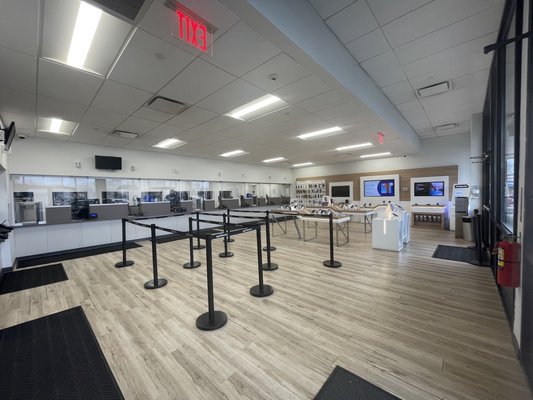 OPTIMUM - Updated December 2025 - 18 Photos & 41 Reviews - 11020 ...