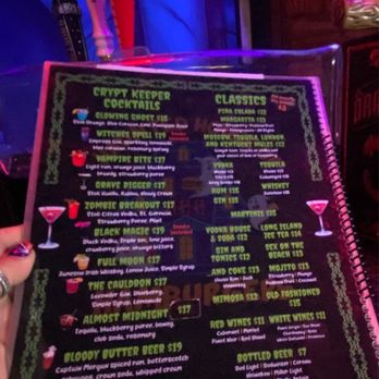 HAUNTED HOUSE OF HAMBURGERS - Updated August 2025 - 742 Photos & 434 ...