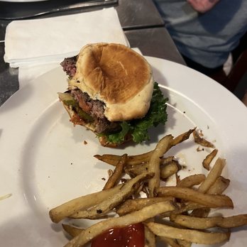 Reviews of J D SHUCKERS - Updated September 2024 - 49 Photos & 88 ...