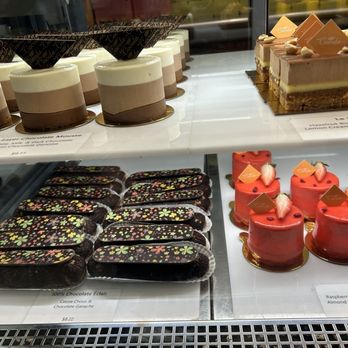 COCOLA BAKERY - Updated May 2024 - 2318 Photos & 1841 Reviews - 333 ...