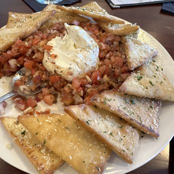 FINN’S - Updated May 2025 - 161 Photos & 142 Reviews - 2707 E 32nd St ...