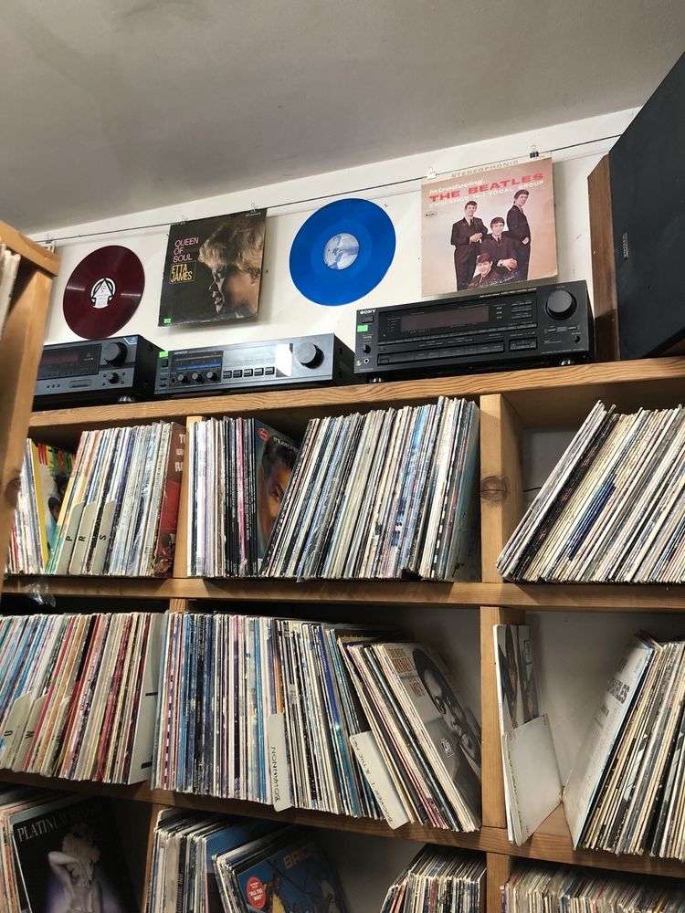 THE RECORD MAN - Updated June 2025 - 98 Photos & 151 Reviews - 1322 El ...