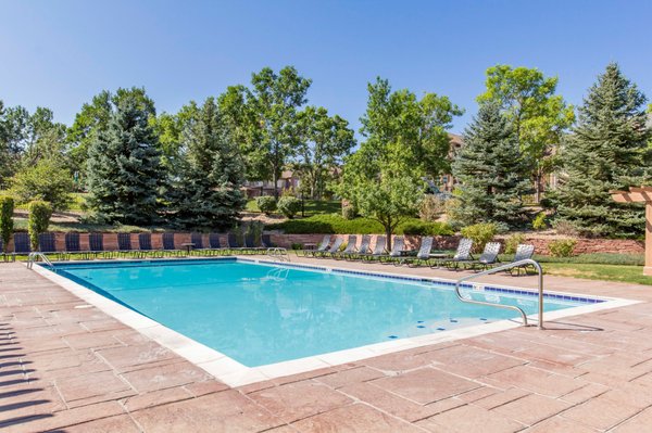 THE LEGACY AT HIGHLANDS RANCH - 31 Photos - 355 W Burgundy St ...