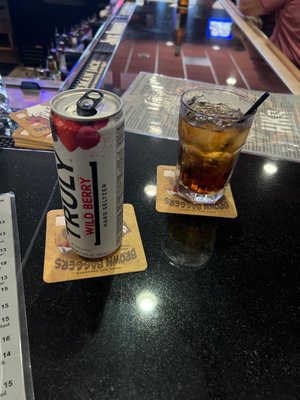 HK’S BAR & GRILL - Updated May 2024 - 133 Photos & 317 Reviews - 9740 ...