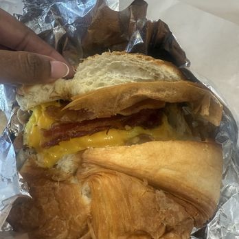 88 DONUTS BAKERY CAFE - Updated November 2025 - 68 Photos & 43 Reviews ...