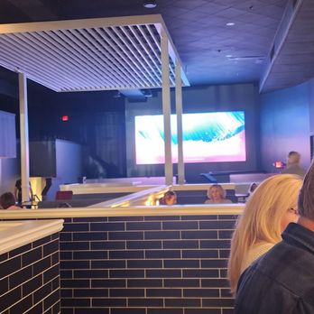 THREE ROSES TAVERN - Updated October 2025 - 65 Photos & 56 Reviews ...