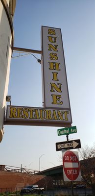 SUNSHINE FAMILY RESTAURANT - 61 Photos & 81 Reviews - 401 Central Ave ...