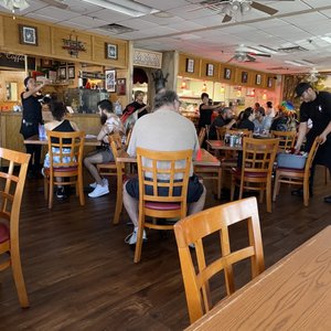 CURTISS W COMBS, MD - Updated December 2025 - 88 Reviews - 31720 ...