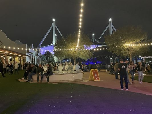 THE ESPEE - Updated December 2025 - 88 Photos & 32 Reviews - 1174 E ...