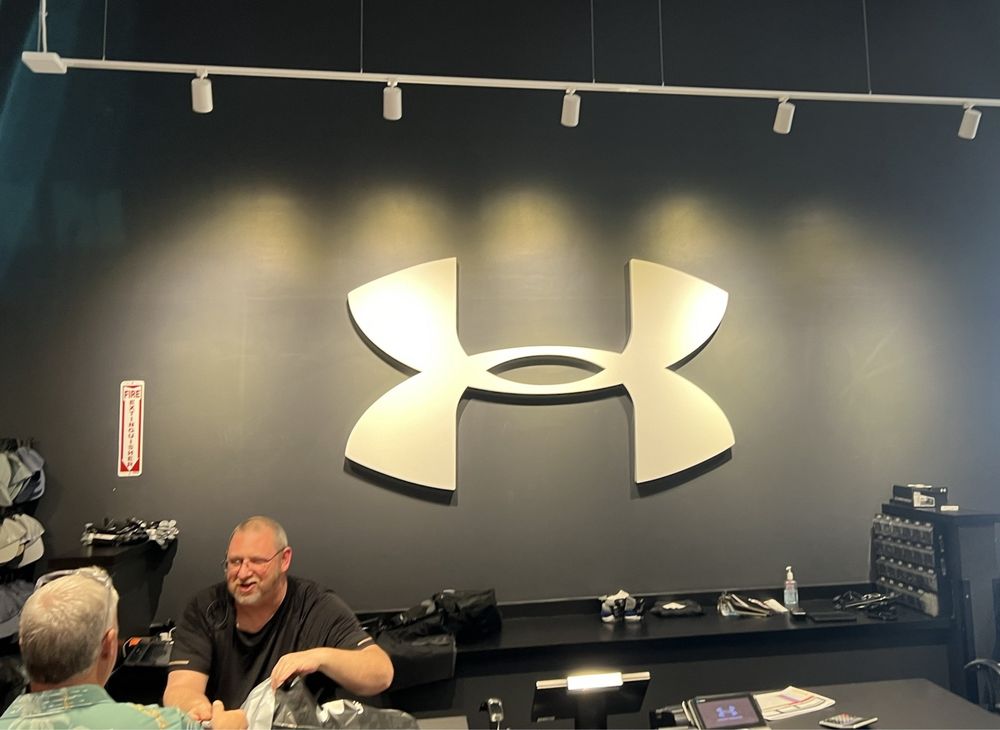 UNDER ARMOUR FACTORY HOUSE - Updated December 2025 - 23 Photos & 24 ...