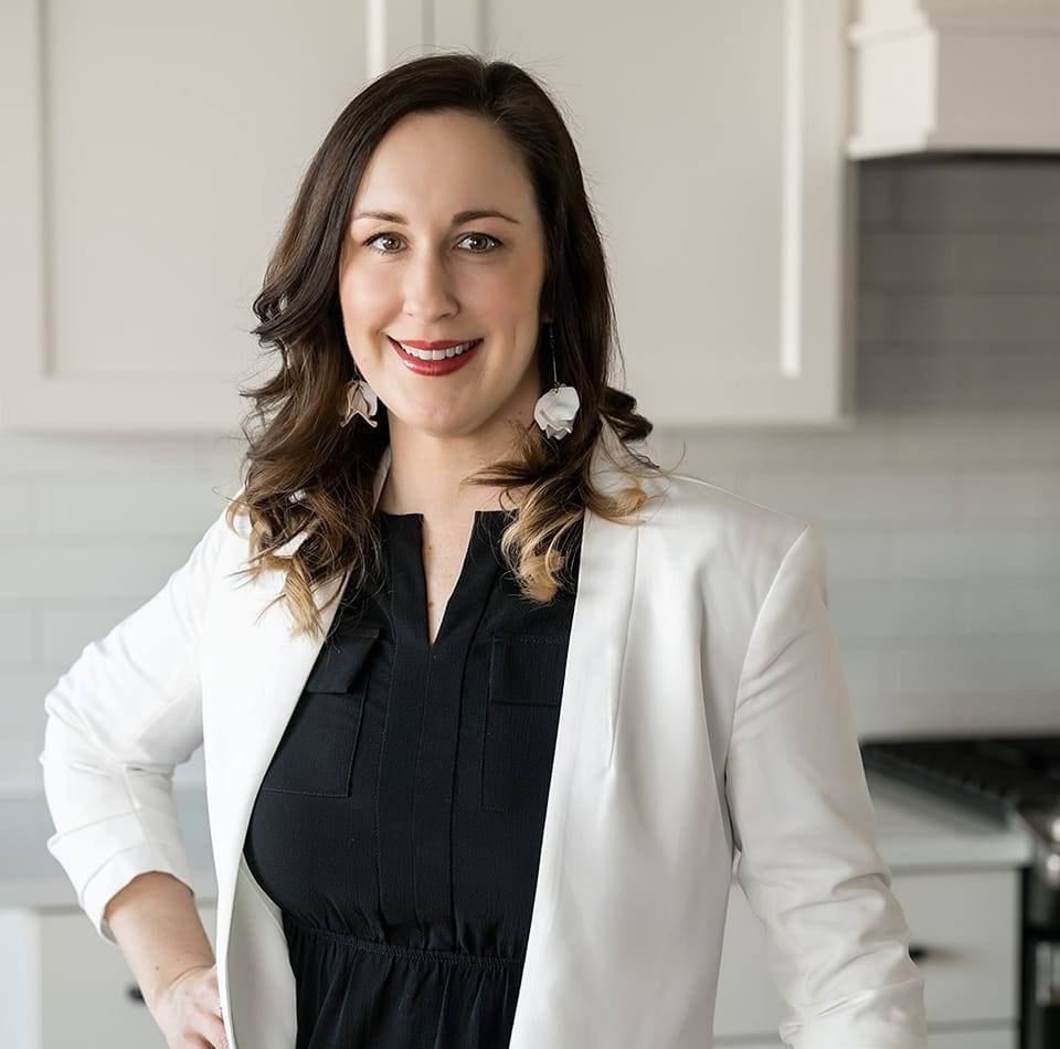 JESSICA WAUTERS - CENTURY 21 - Updated September 2024 - 353 Main Ave ...