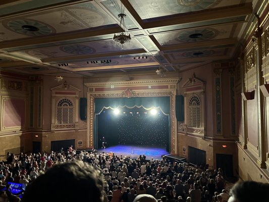 STADIUM THEATRE PERFORMING ARTS CENTER - Updated October 2025 - 40 ...